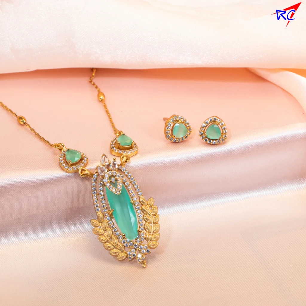 Trendy Mat Finish Single chain boat stone Pendant Necklace | RC Akshaya